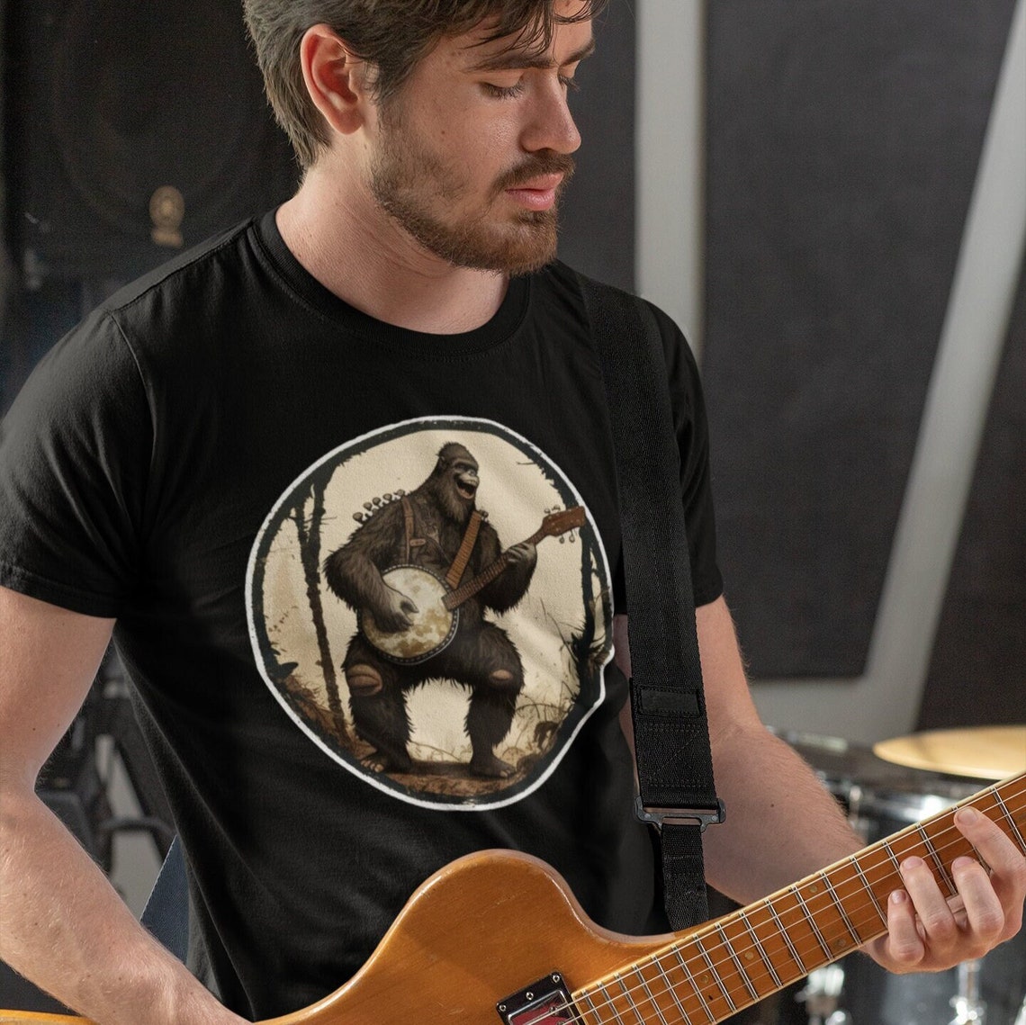 Sasquatch Banjo T-shirt Bigfoot Bluegrass Tee Cryptid Music Shirt Gift ...