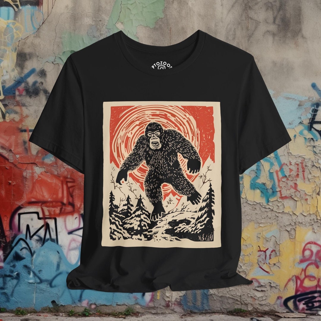 Bigfoot T-shirt Japanese Woodcut Sasquatch Yeti Tee Folklore Cryptid ...