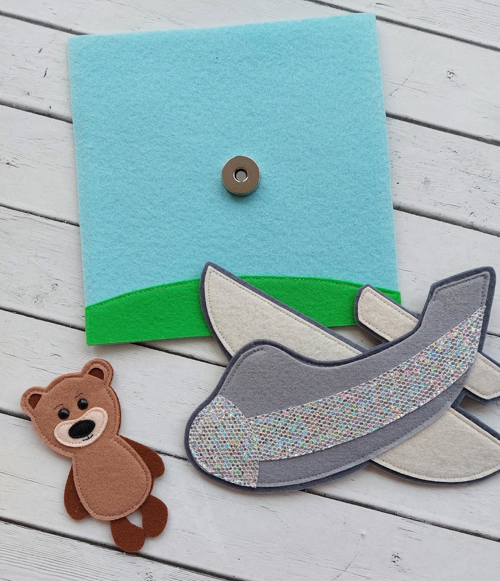 Felt Book, Montessori Educational Mini Book, First Tactile Book for ...