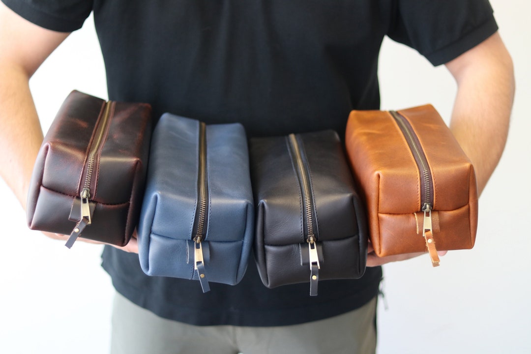 Personalized Leather Toiletry Bag, Custom Groomsmen Gift, Personalized ...