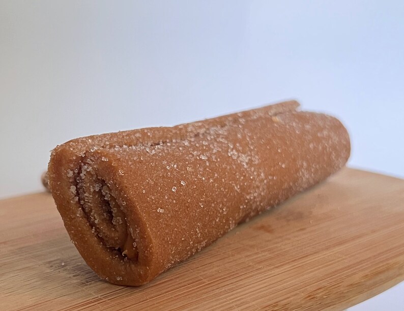Guava Roll Mexican Candy / Rollo De Guayaba Con Cajeta - Etsy