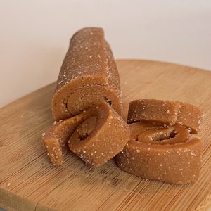 Guava Roll Mexican Candy / Rollo De Guayaba Con Cajeta - Etsy