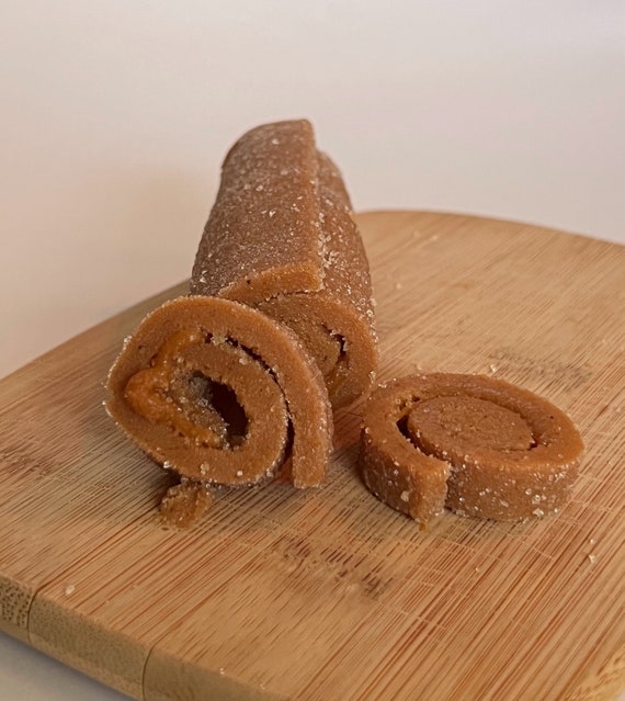 Guava Roll Mexican Candy / Rollo De Guayaba Con Cajeta - Etsy