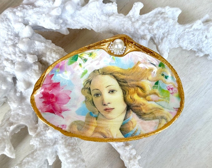 Aphrodite Goddess Altar, Birth of Venus, Decoupage Shell, Venus Goddess ...