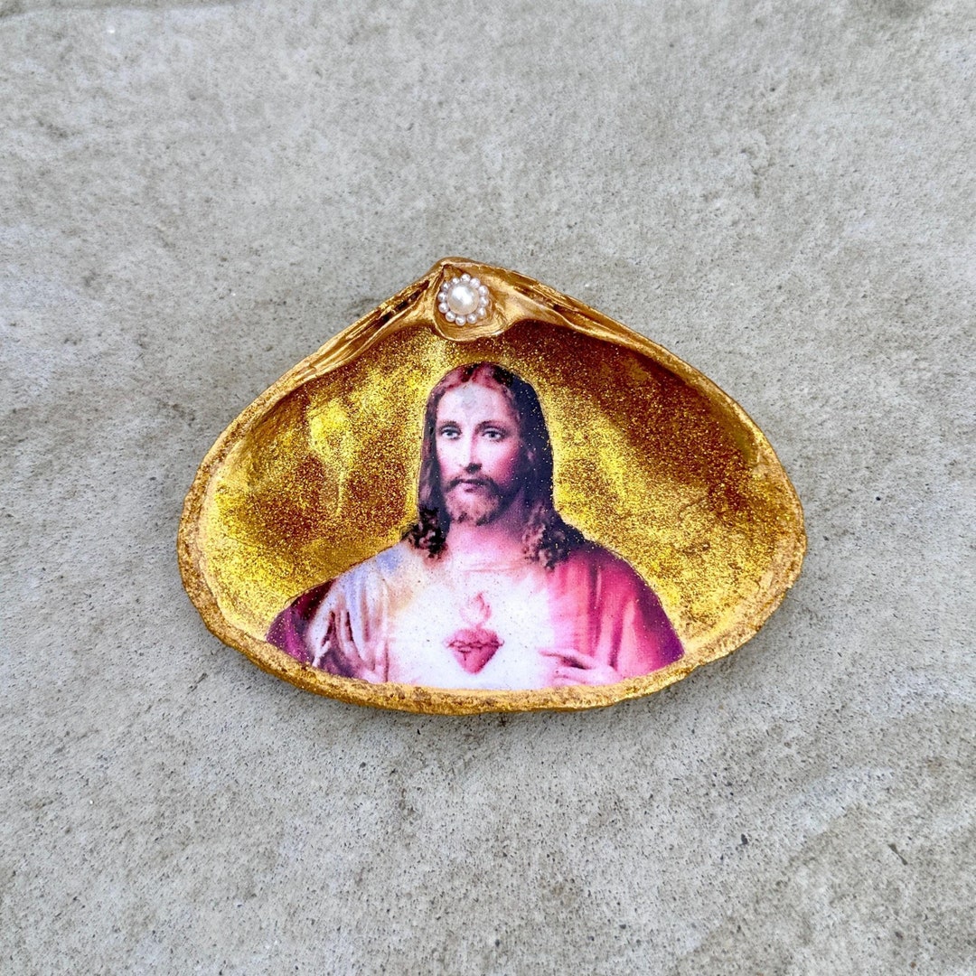Sacred Heart of Jesus, Christian Altar, Rosary Holder, Shell Ring Dish ...