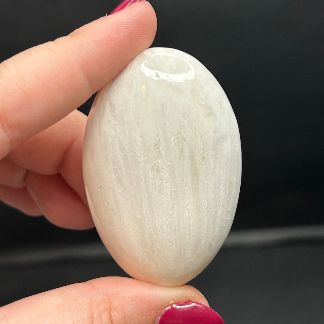 Scolecite Palm Stone White Scolecite Crystal Palmstone Polished ...