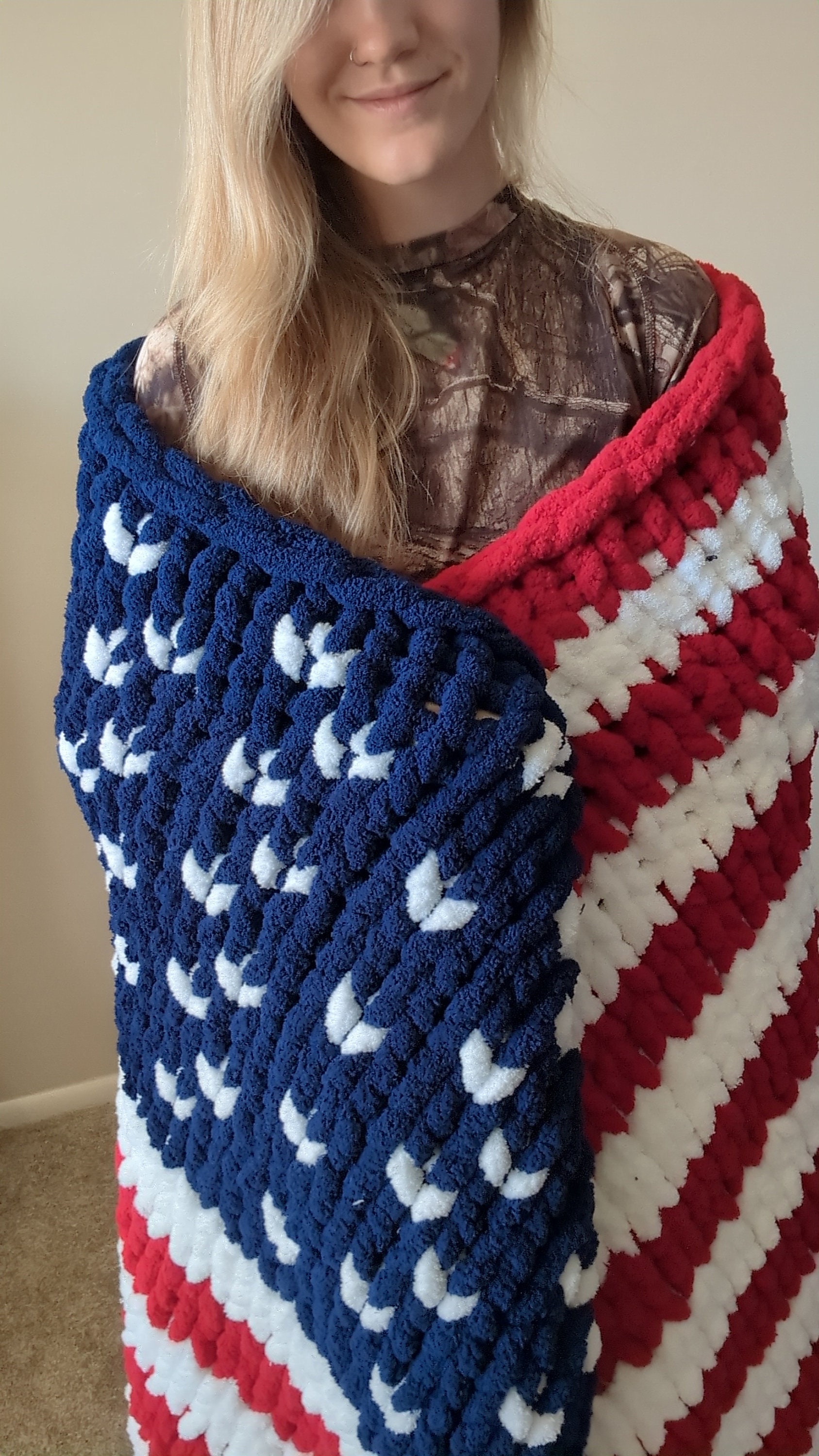 Chunky Knit American Flag Blanket: Handknit Patriotic Decor, Red, White ...
