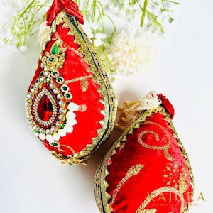 Shagun Coconut|indian Coconut|shagun Nariyal|pooja Nariyal|decorated ...
