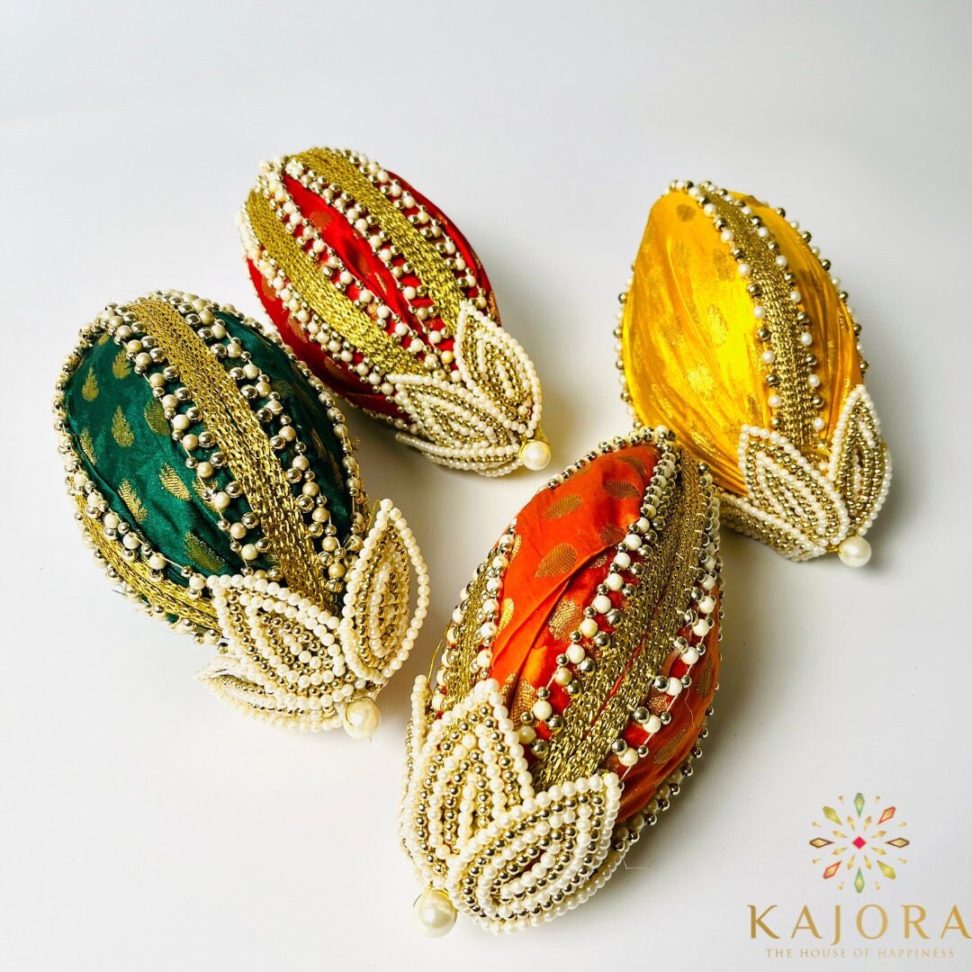 Shagun Coconut|indian Coconut|shagun Nariyal|pooja Nariyal|decorated ...