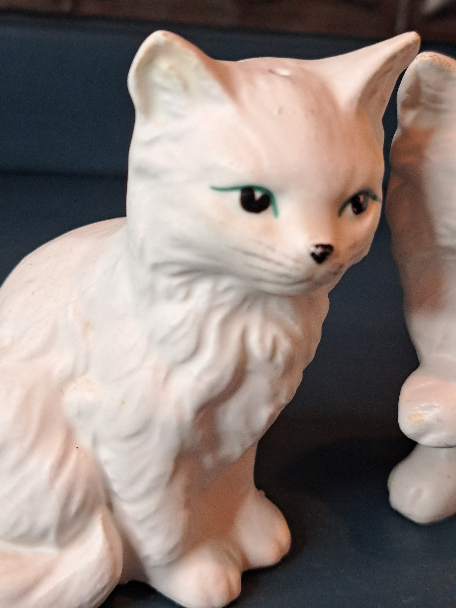 Salt and Pepper Shakers Vintage Cat S & P. White Fluffy Cat/ - Etsy