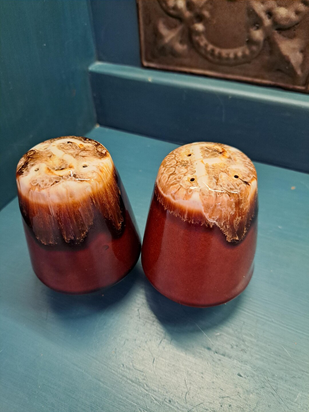 Salt and Pepper, Hull Pottery Brown Drip S and P, Cream Glaze Diner ...