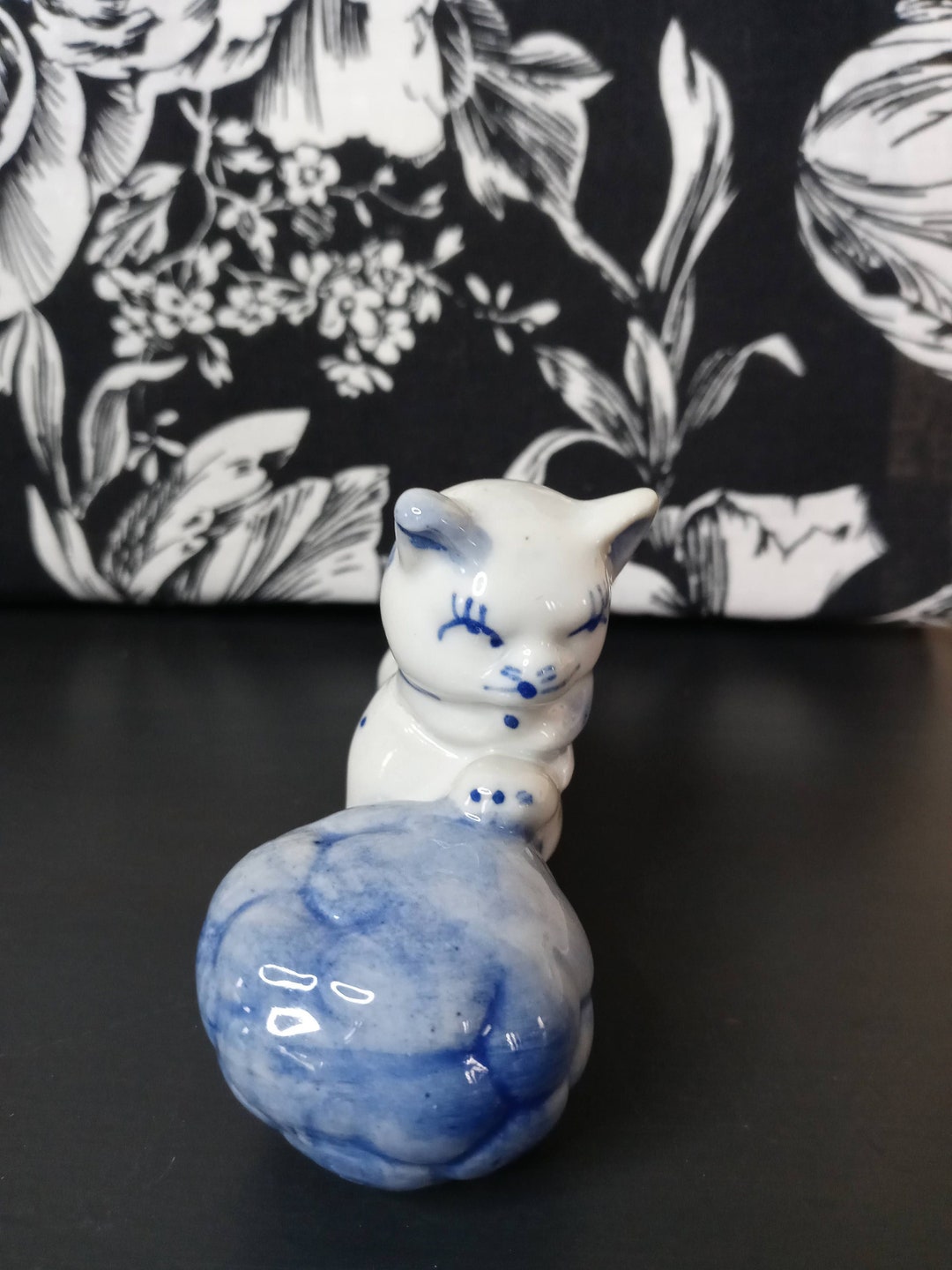 Cat Figurine, Blue Flower Cat Figurine, Blue Floral Chinoiserie, Cat ...