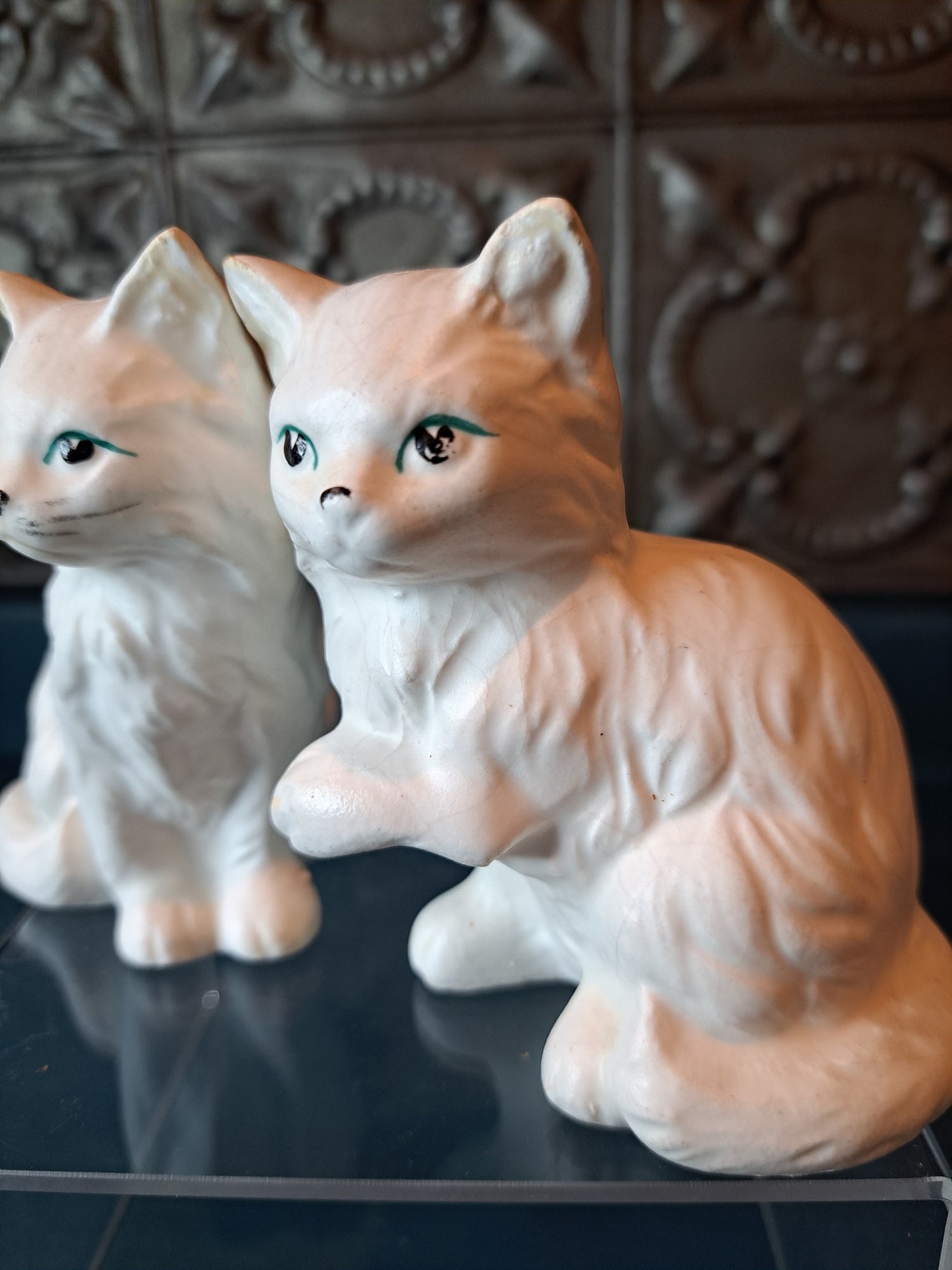 Salt and Pepper Shakers Vintage Cat S & P. White Fluffy Cat/ - Etsy