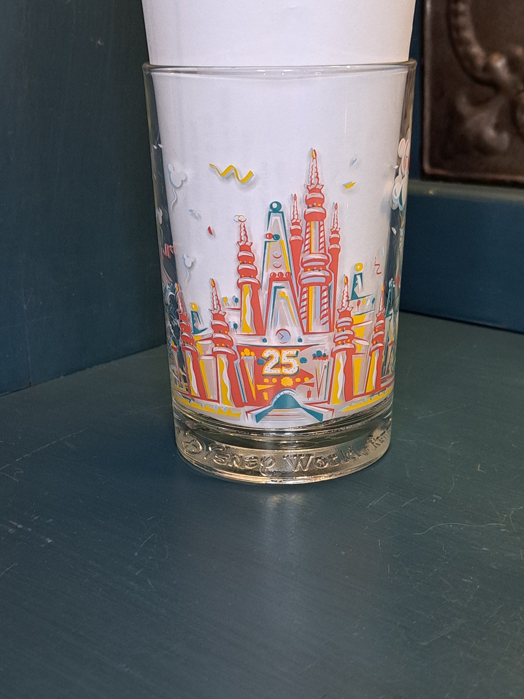Donald Duck, Disney World 25th Anniversary Glass Donald Duck, Mickey ...