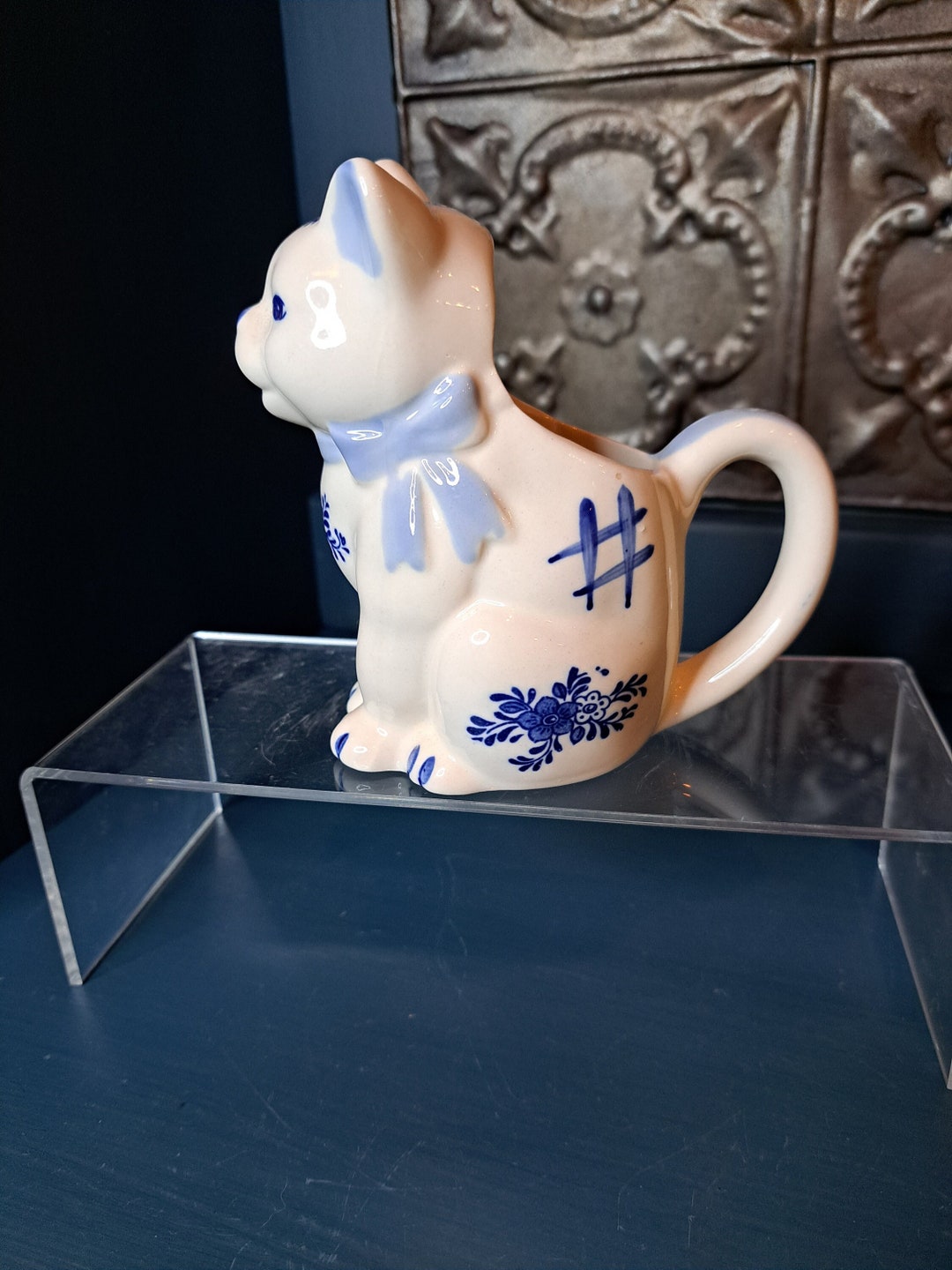 Cat Figurine, Blue Flower Cat Creamer Figurine, Blue Floral Chinoiserie ...