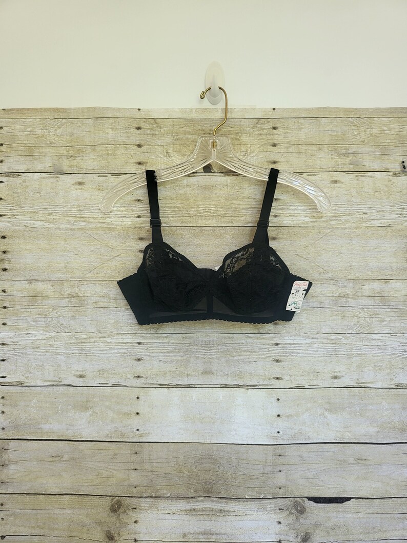 Vintage Vanity Fair Black Lace Bra 34A Vintage Black Lace Bra Vintage ...