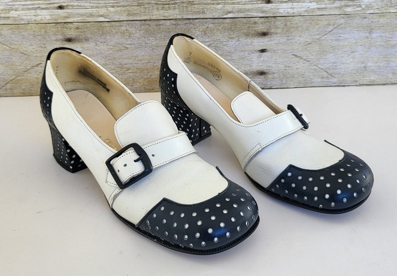 Vintage Connie White & Blue Leather Shoes Size 7 Retro Shoes Retro ...