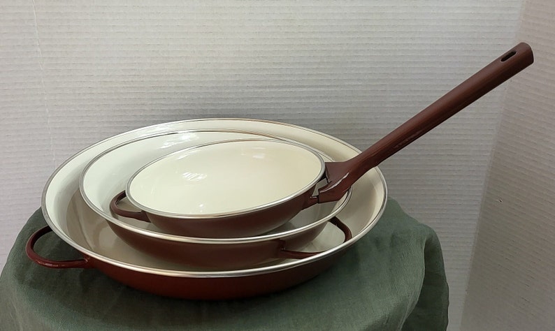 Vintage Enamelware Frying Pans/serving Dishes With Removable Handle Set ...