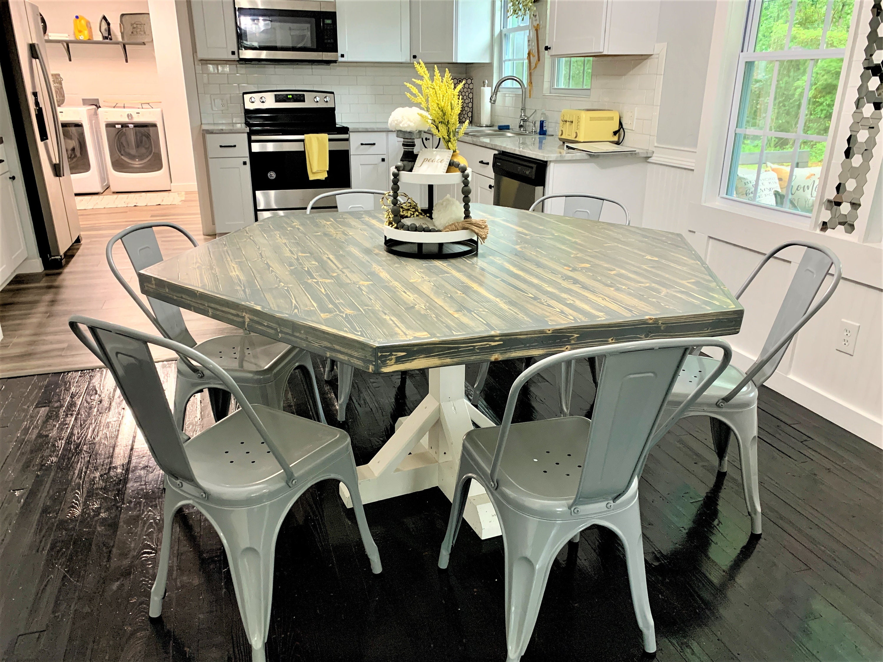 DIY Hexagon Farmhouse Table Plans, Blueprints, Materials List ...