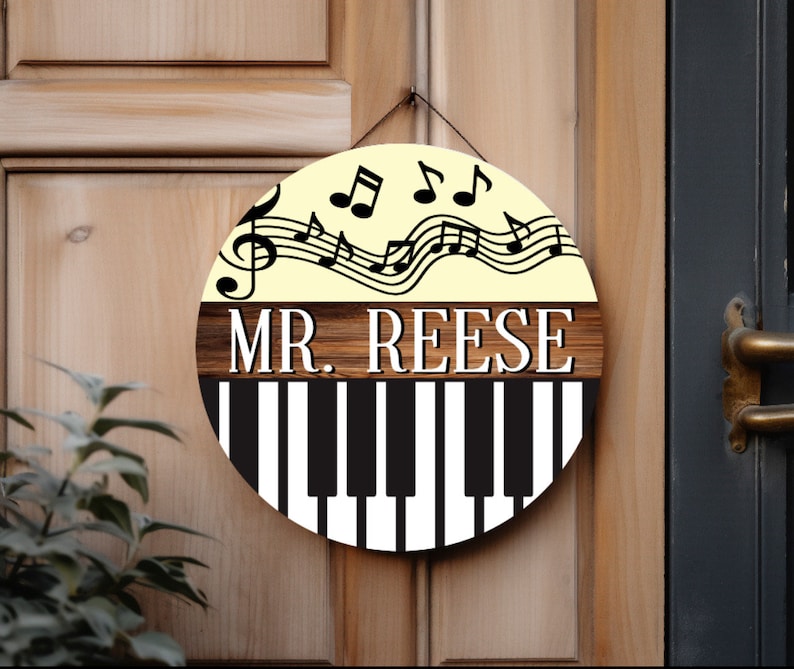 Piano Music Note Round Door Hanger Sign, Welcome Sign, Monogram Music ...