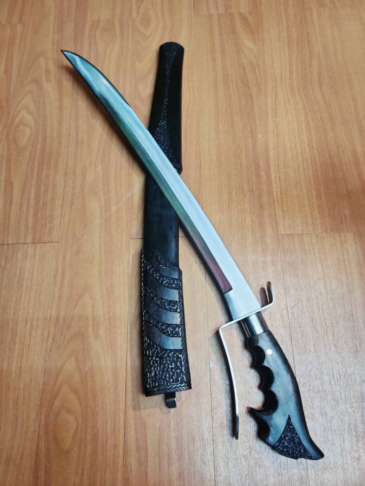 Ginunting 19 Sharp Funtional With Guard. 5160 High-carbon Steel ...