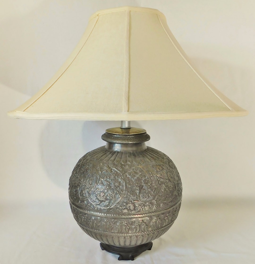 Ornate Vintage Chinese Round Brass Floral Embossed Table Lamp Wood Base ...