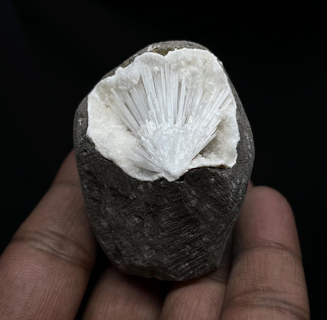 Self Standing Scolecite Spray Geode With MM Quartz Natural Mineral ...