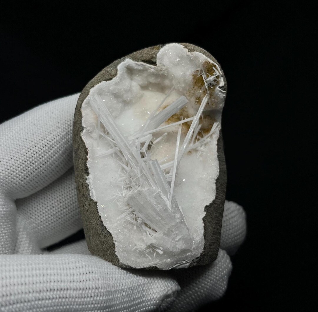 Self Standing Scolecite Spray Geode With MM Quartz Natural Mineral ...