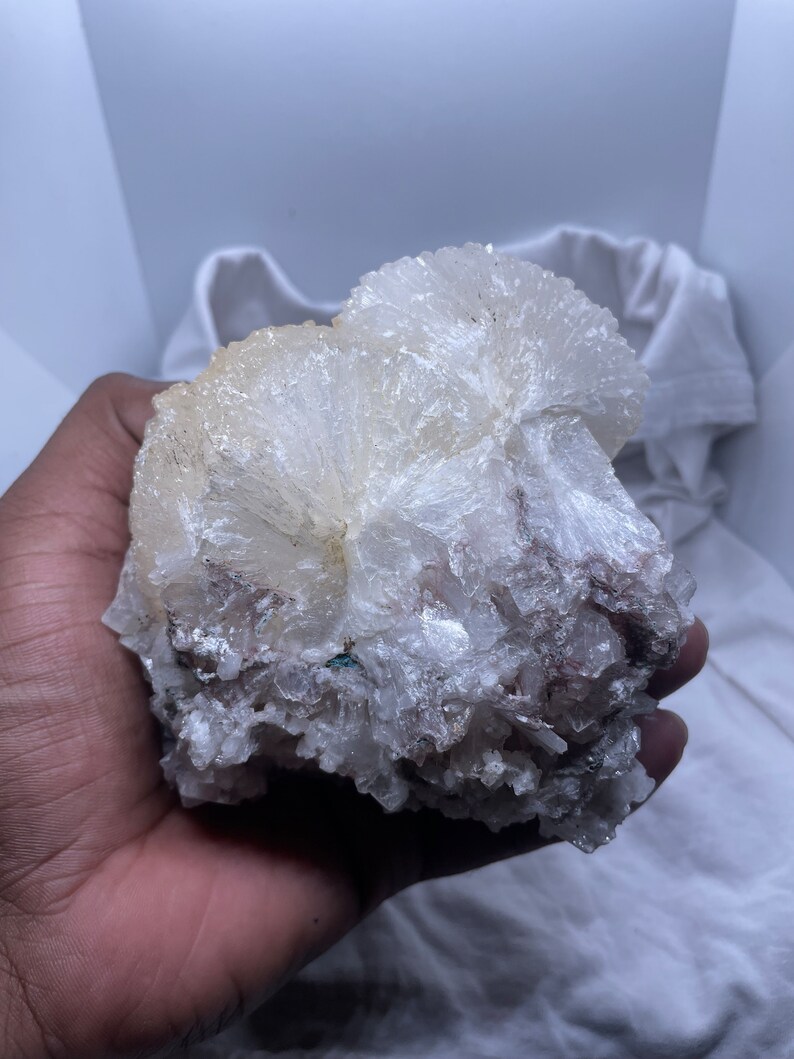 Stilbite Apophyllite Specimen of Raw Stone, 733 Gram Rough Rock Geode ...