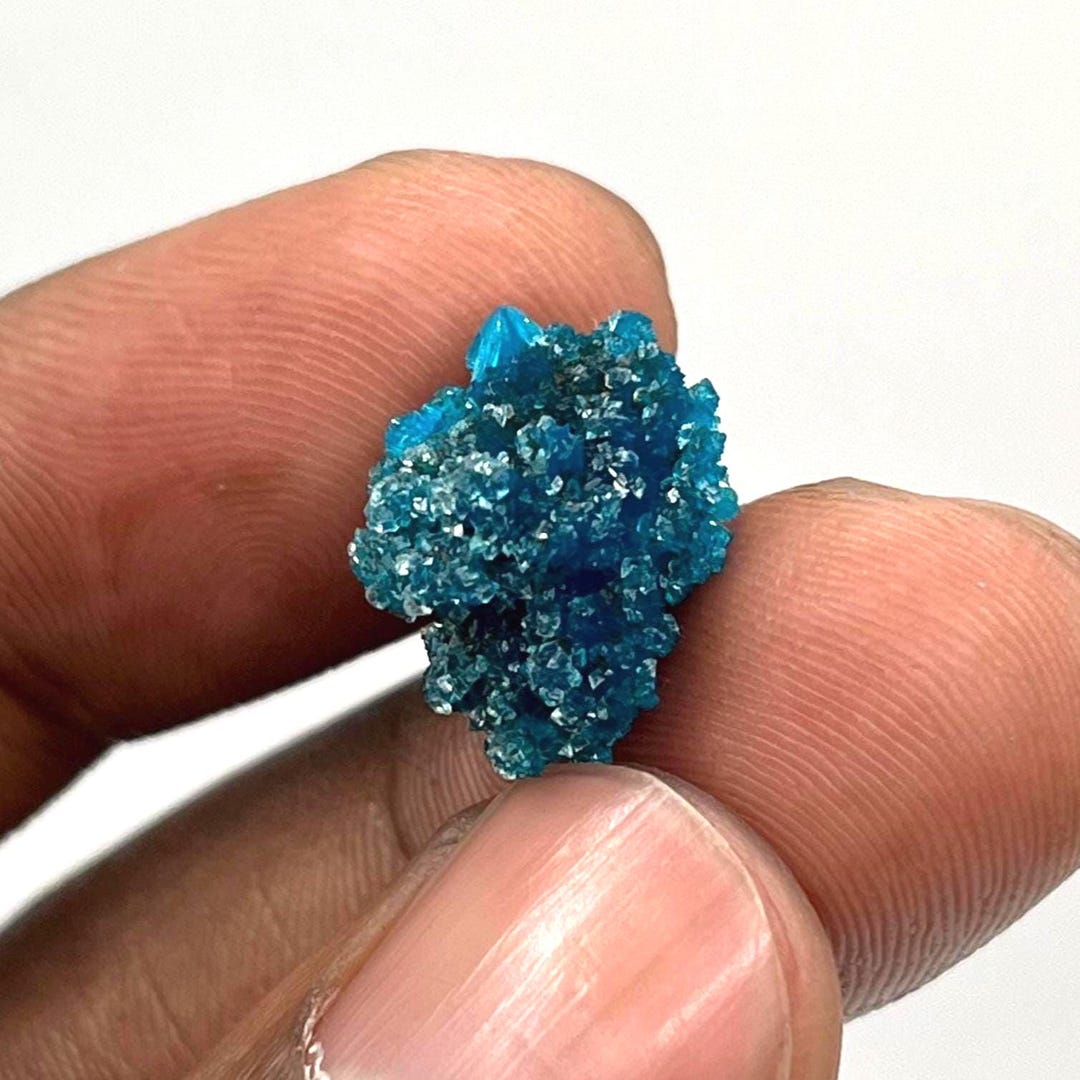 Big Very Rare Deep Blue Natural Cavansite With Druzy Cubes/cavensite ...