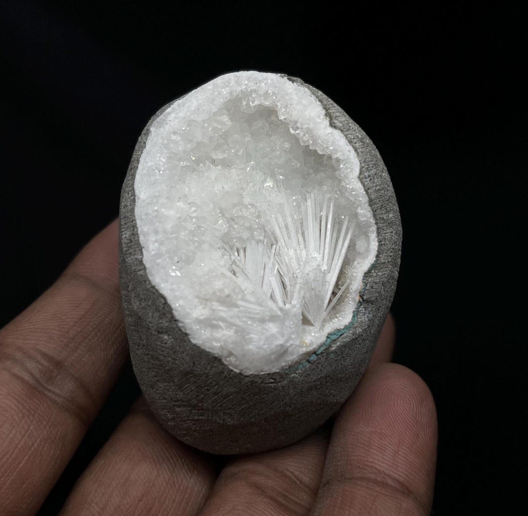 Self Standing Scolecite Spray Geode With MM Quartz Natural Mineral ...
