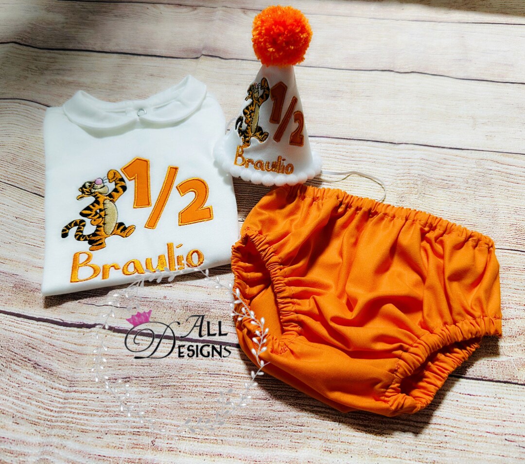 Tigger Birthday Outfit: Embroidered Bodysuit, Diaper Cover & Hat - Etsy