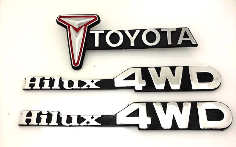 Toyota Hilux RN30 RN40 LN30 LN40 Emblems Set | Grille in ABS & Fender ...