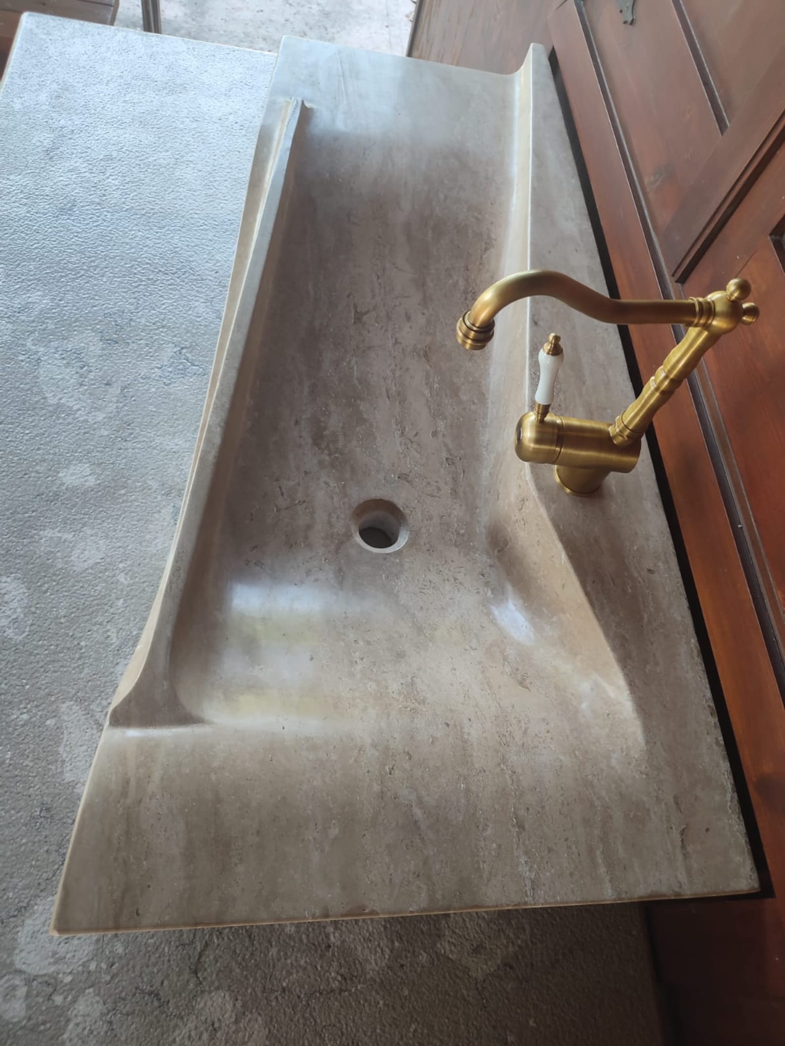 Designer Wall-mounted Roman Travertine Walnut Sink WALL-MOUNTED SINK ...