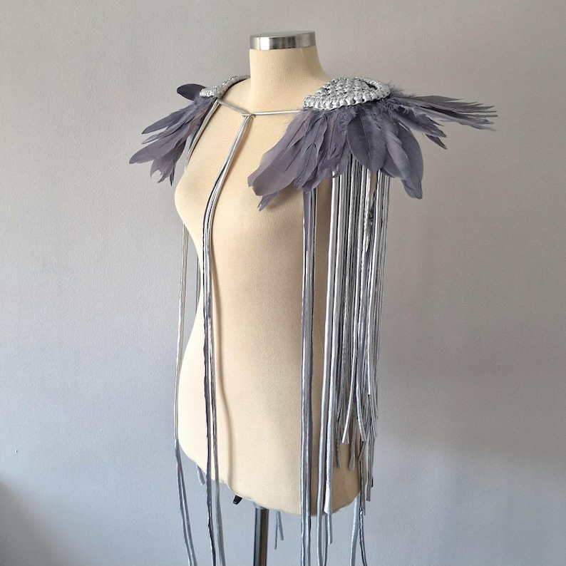 Feather Fringe Epaulettes: Shoulder Armor Festival Outfit, Party, Stage ...
