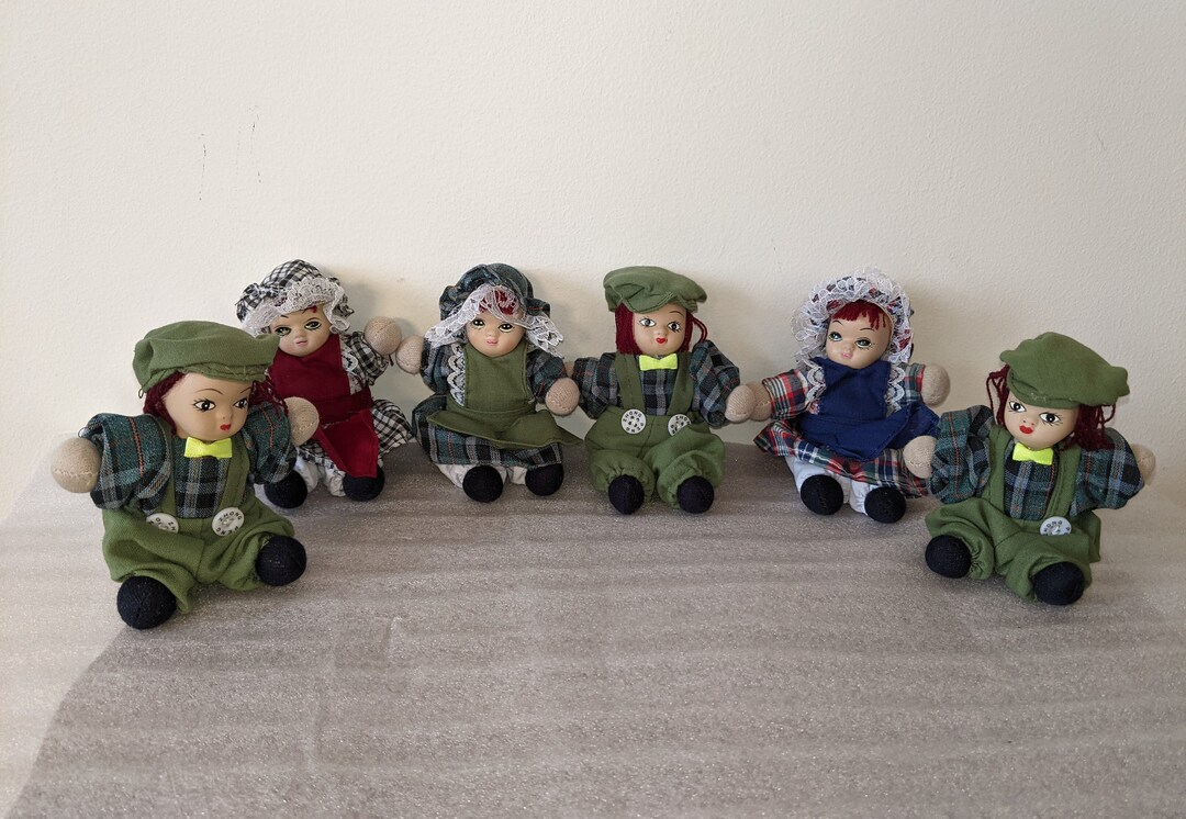 Lot of Vintage Little Clothed Dolls With Bisque Porcelain Head and Sand ...