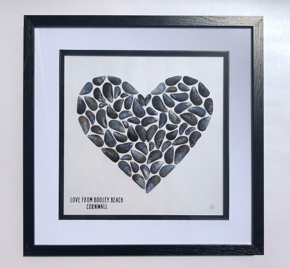 Booley Beach Cornwall Heart Mussel Shell Picture - Etsy