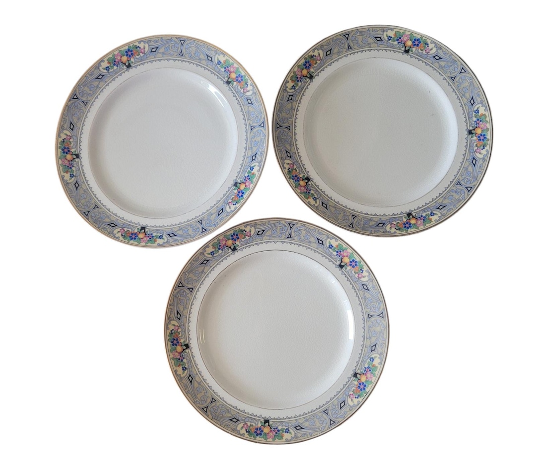 20s-30s Regal Ware Rpco Made by Regal Pottery Co. 9 Inch Plates Made in ...