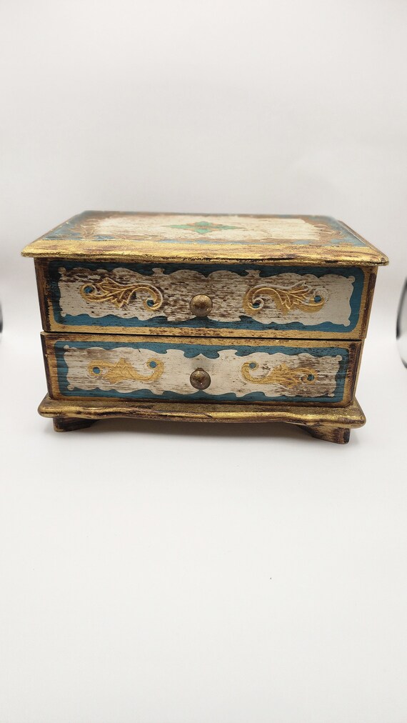 Vintage 1970s rare rococo - Gem