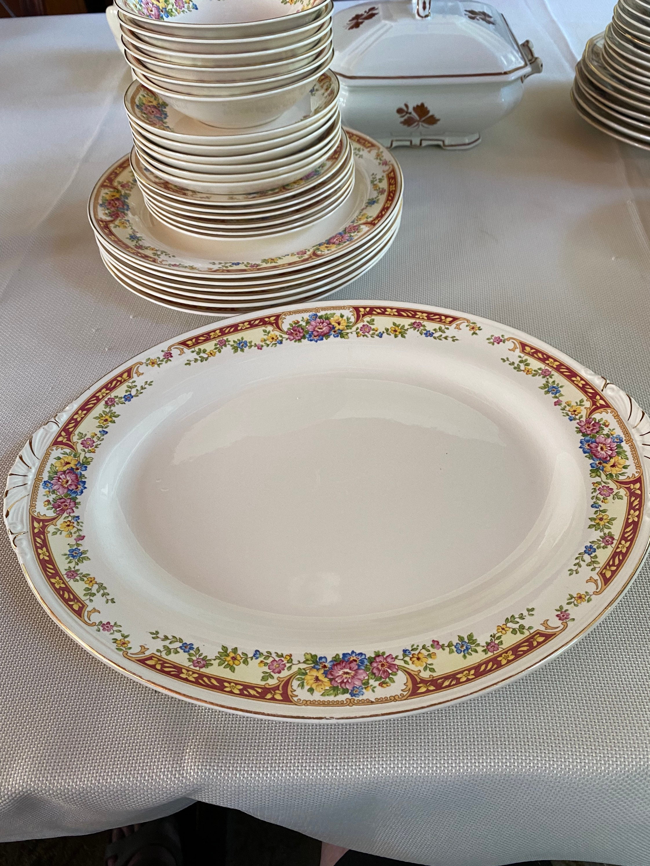 Vintage Nautilus Red Floral Dinnerware - Etsy