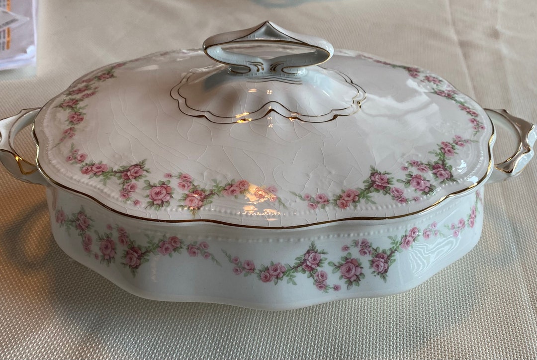 Smith Phillips “st. Elmo” Oval Covered Dish - Etsy