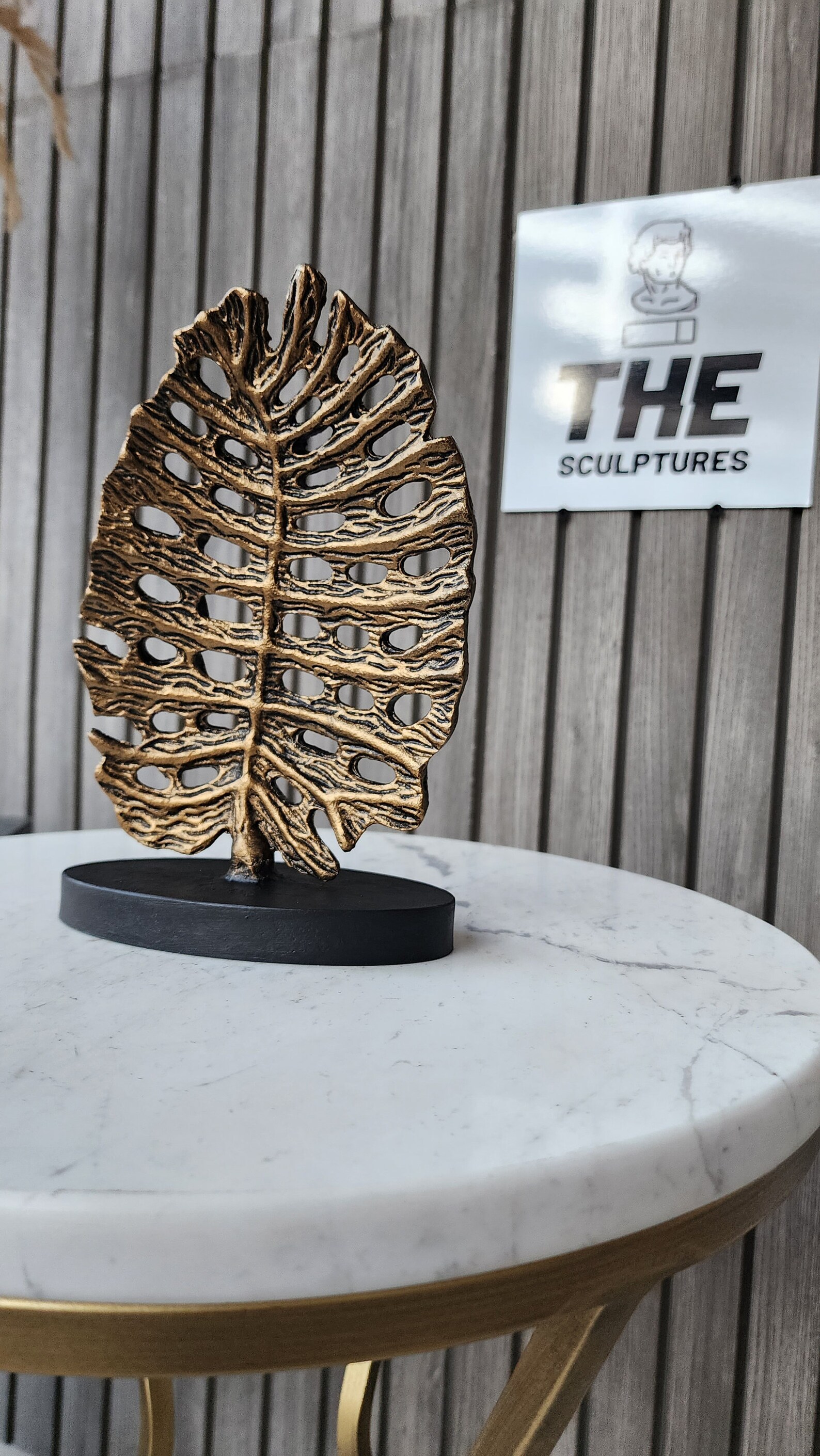 Monstera Deliciosa Statue, Leaf Statue, Leaf Decor, Leaf Design Decor ...