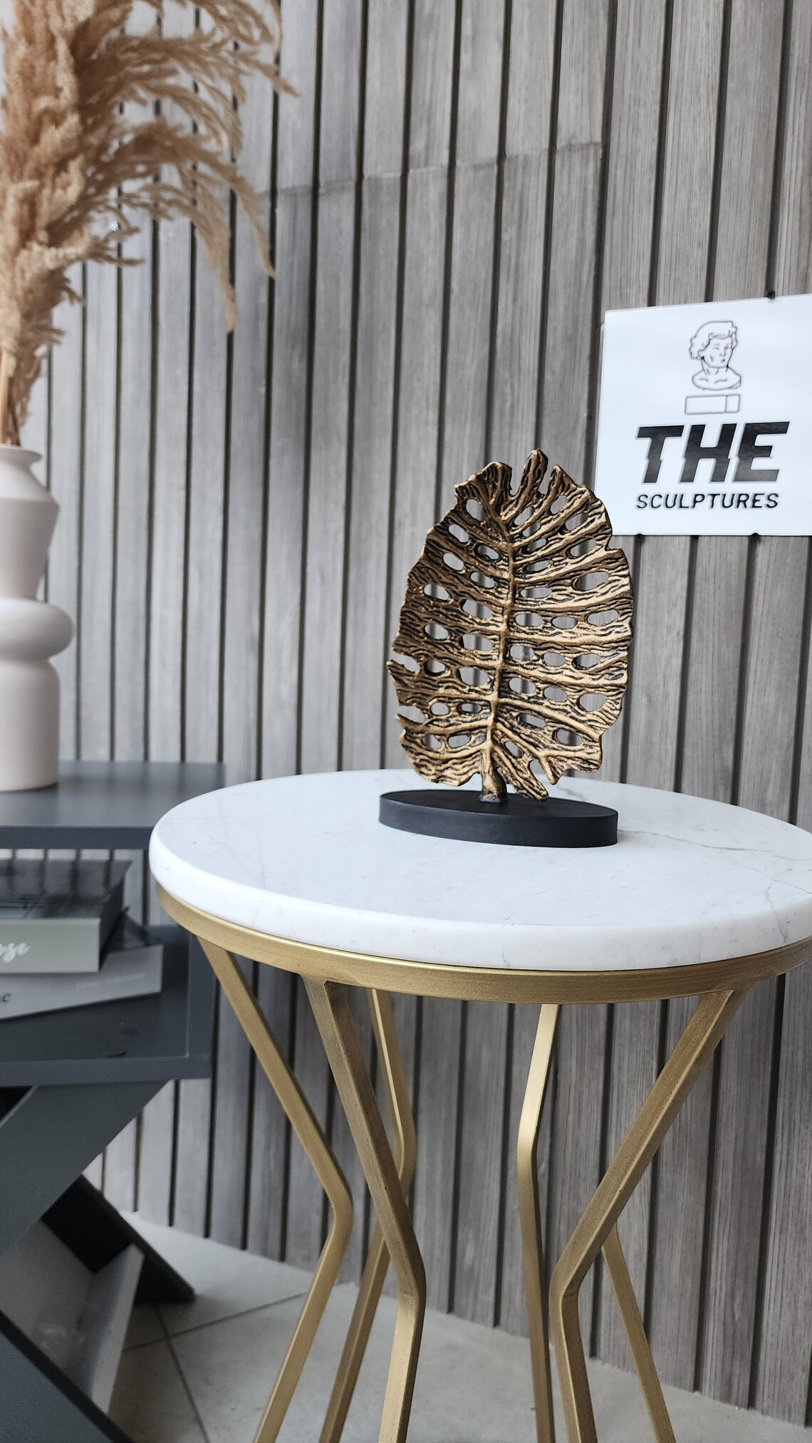 Monstera Deliciosa Statue, Leaf Statue, Leaf Decor, Leaf Design Decor ...