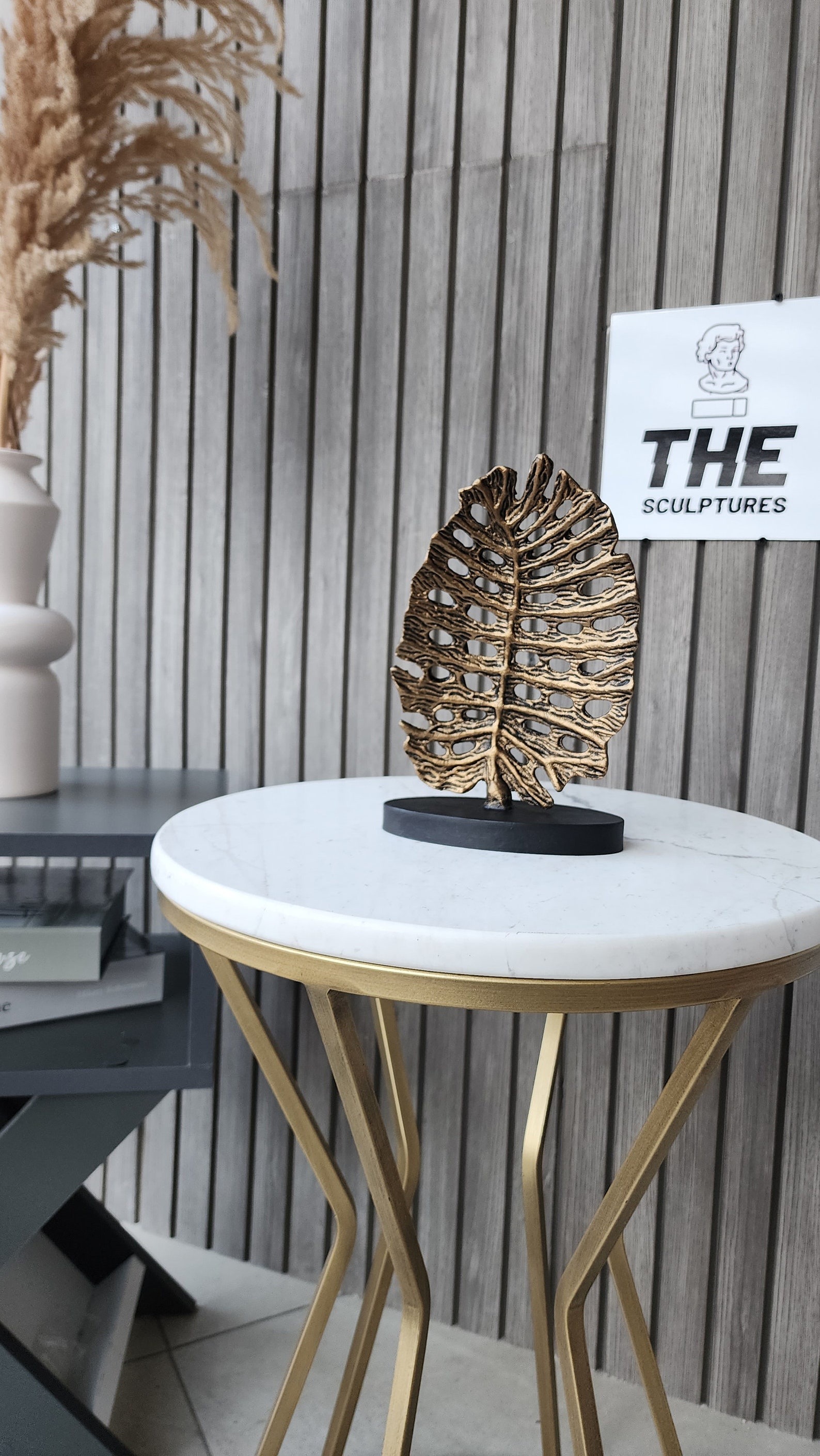 Monstera Deliciosa Statue, Leaf Statue, Leaf Decor, Leaf Design Decor ...