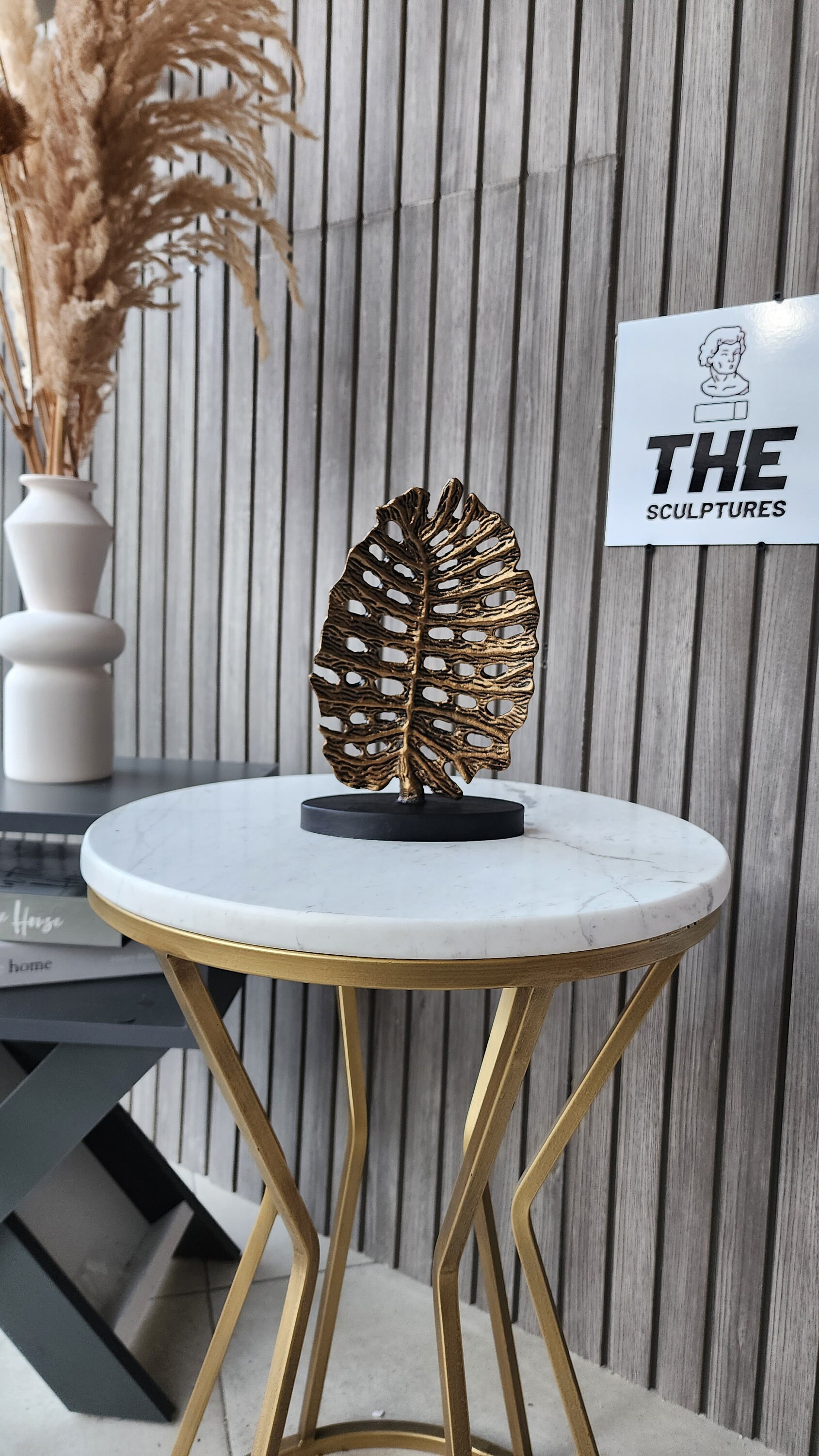 Monstera Deliciosa Statue, Leaf Statue, Leaf Decor, Leaf Design Decor ...