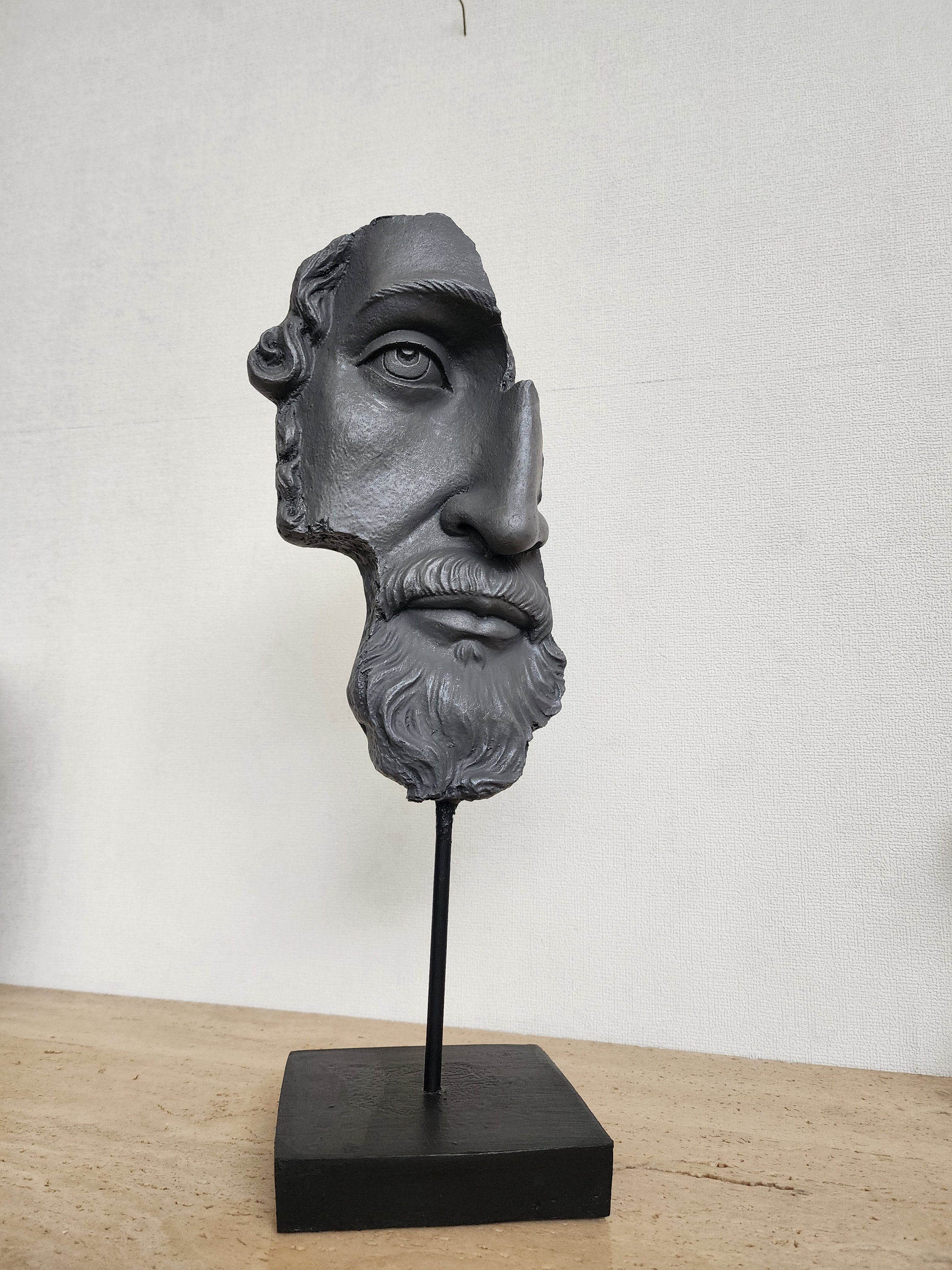 Half Face Zeus Figurine , Head of Zeus, God of Thunder, Zeus Figure ...