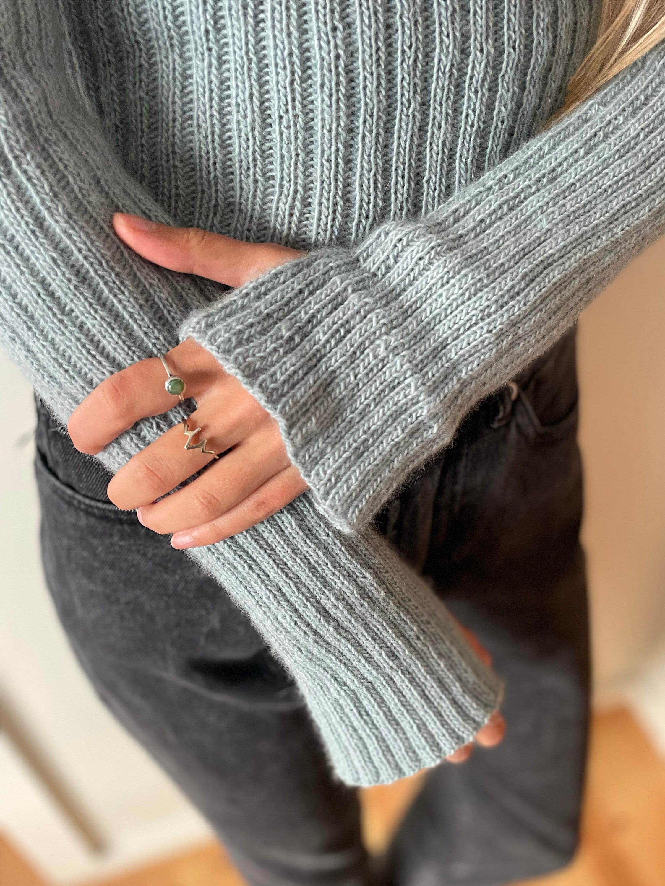 KNITTING PATTERN: Hug Me Tight Sweater - Etsy