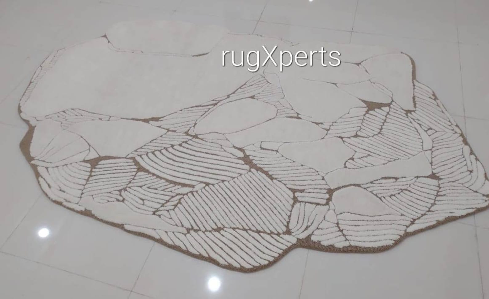 Premium Quality Modern Abstract Odd Shape Area Rug for Living Room ...