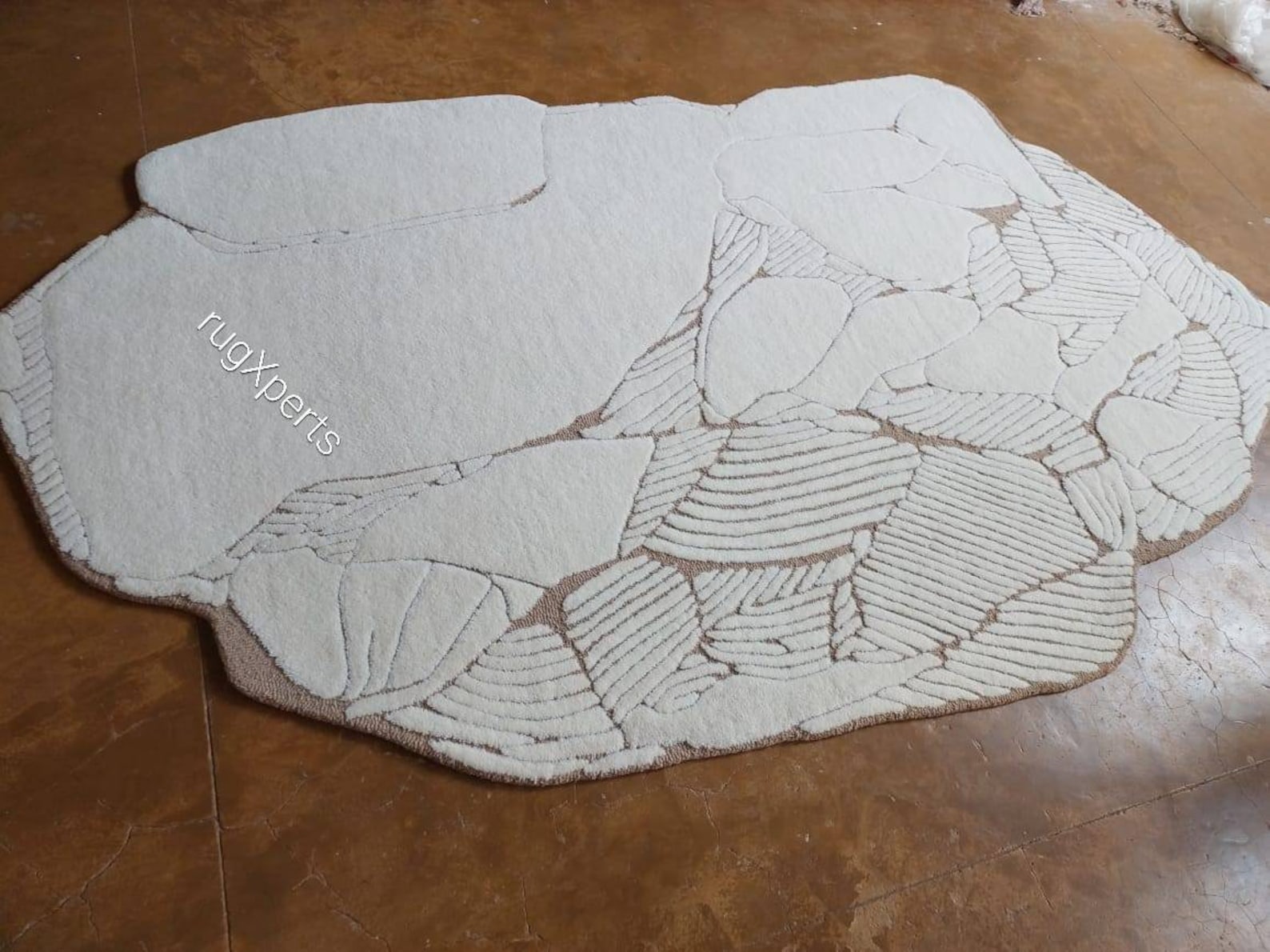 Premium Quality Modern Abstract Odd Shape Area Rug for Living Room ...