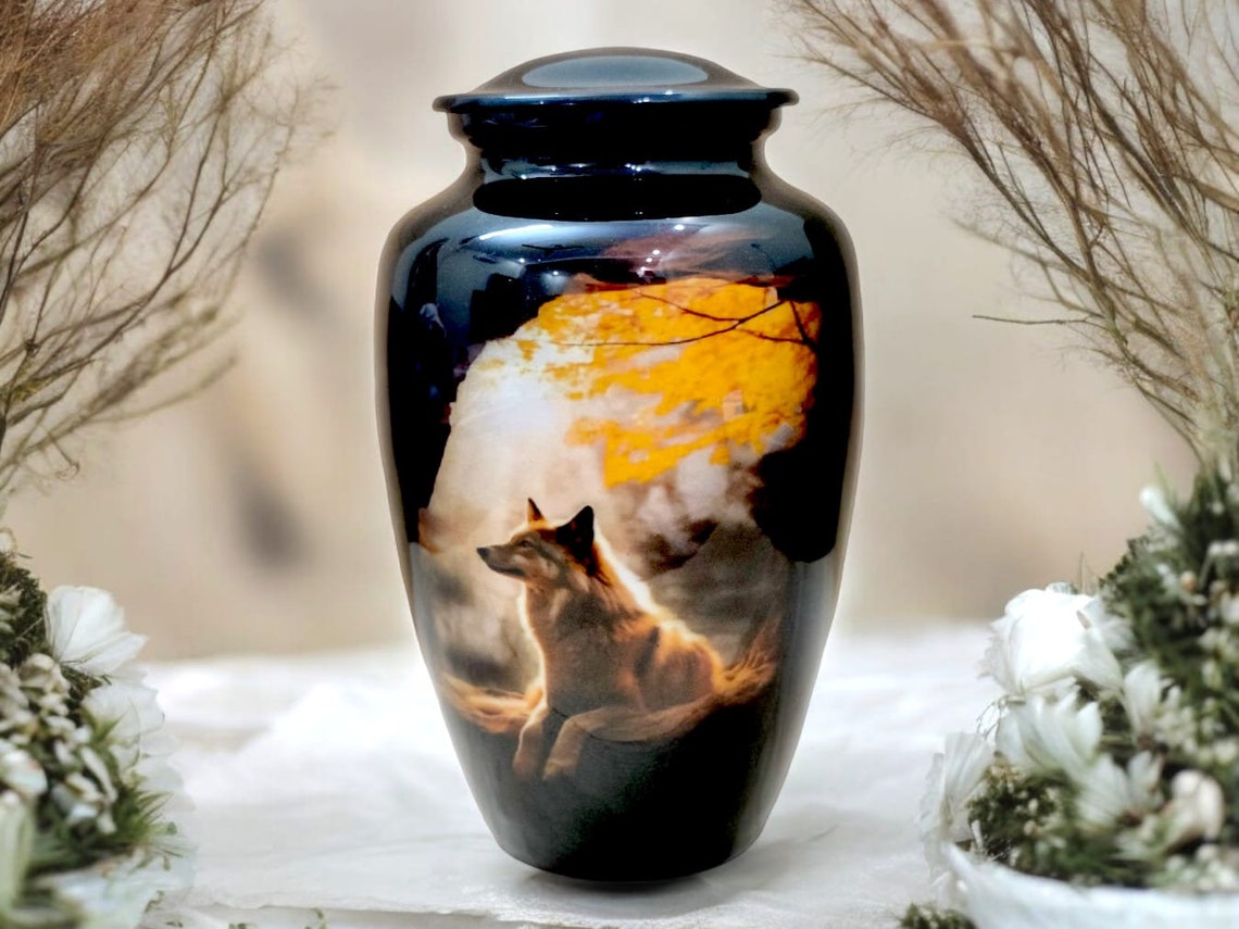 Wolf Urn, Wolf Cremation Urn, Funeral and Memorial Cremation Urn for ...